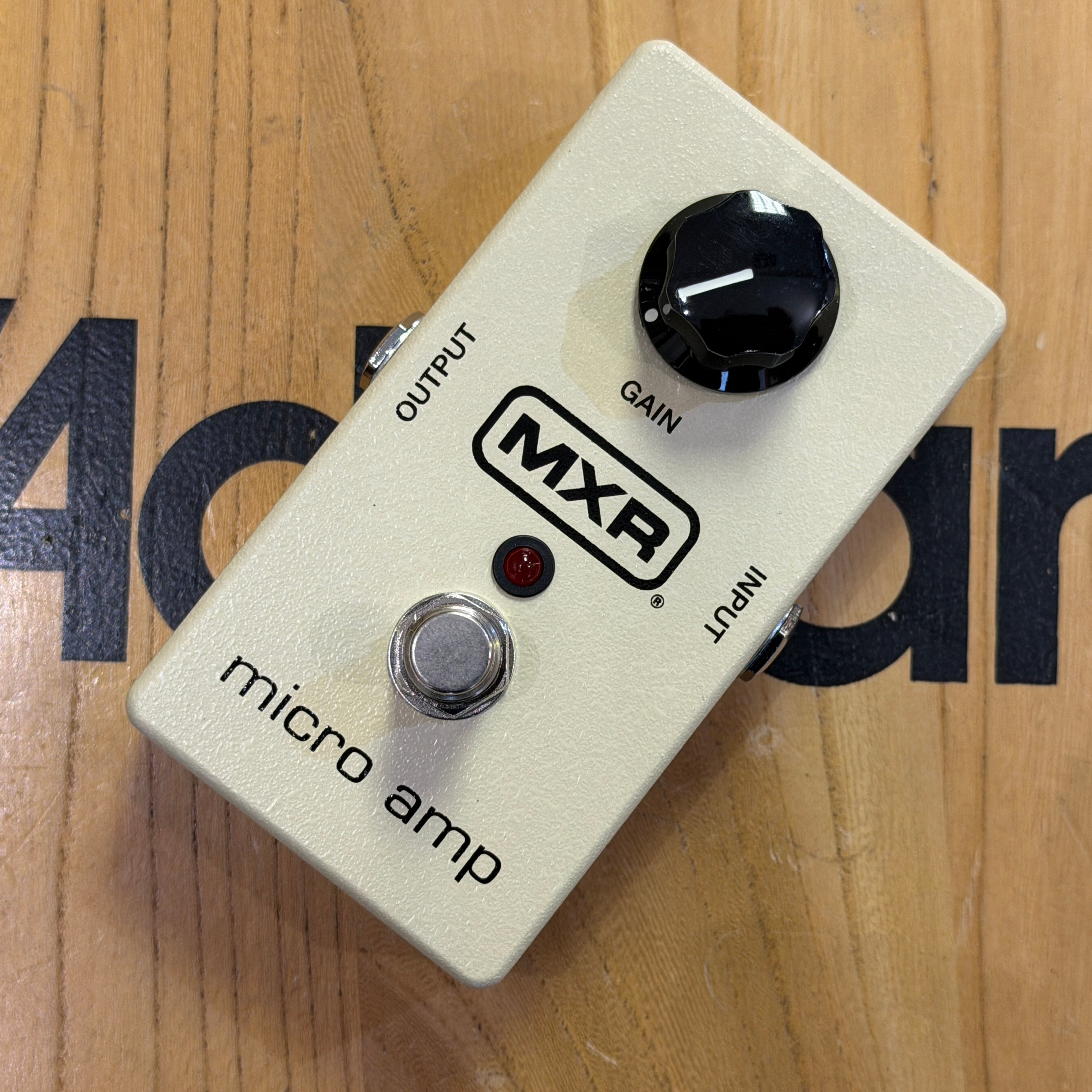 MXR M133 Micro Amp - Boost – Badlands Guitars Limited