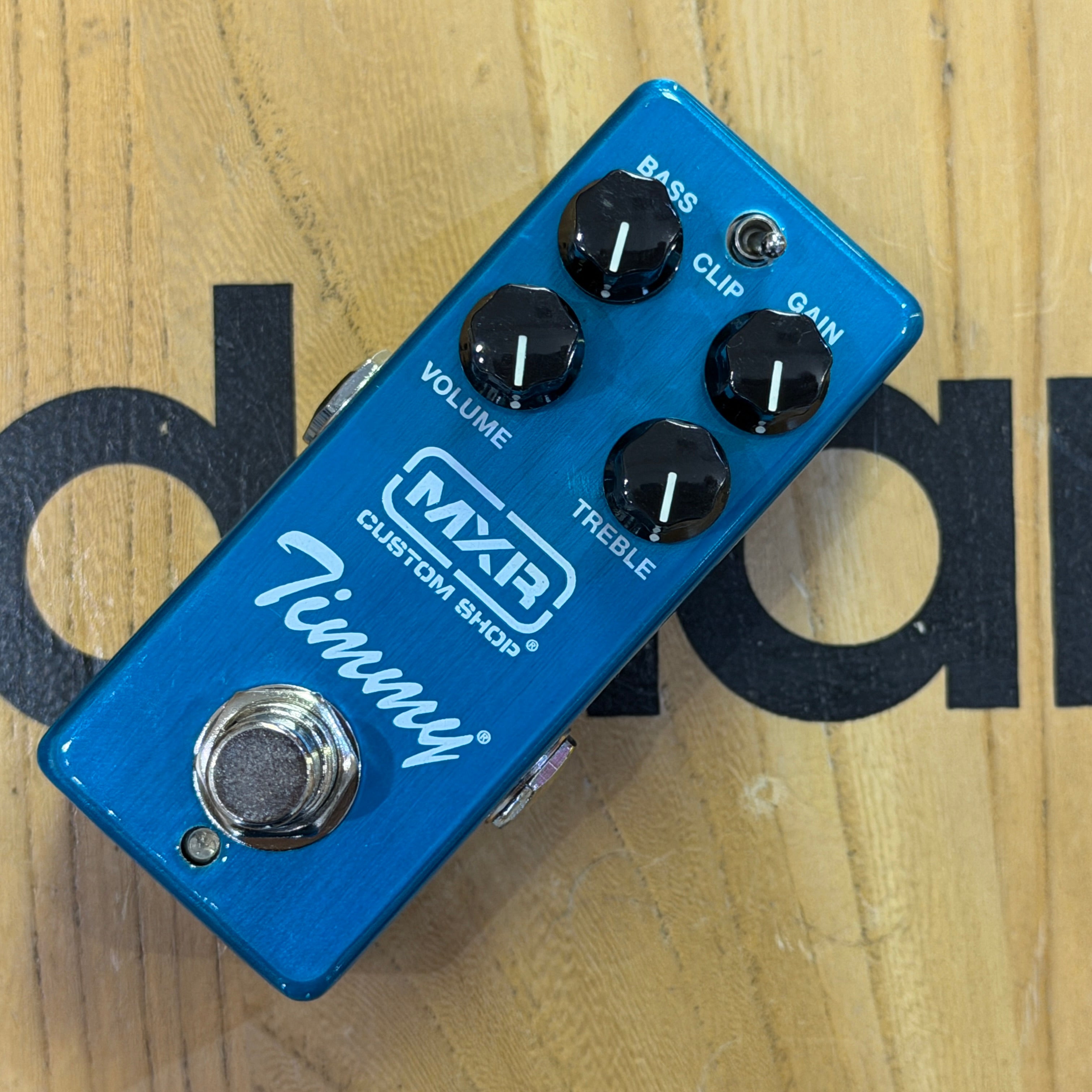 MXR Custom Shop CSP027 Timmy - Overdrive – Badlands Guitars Limited