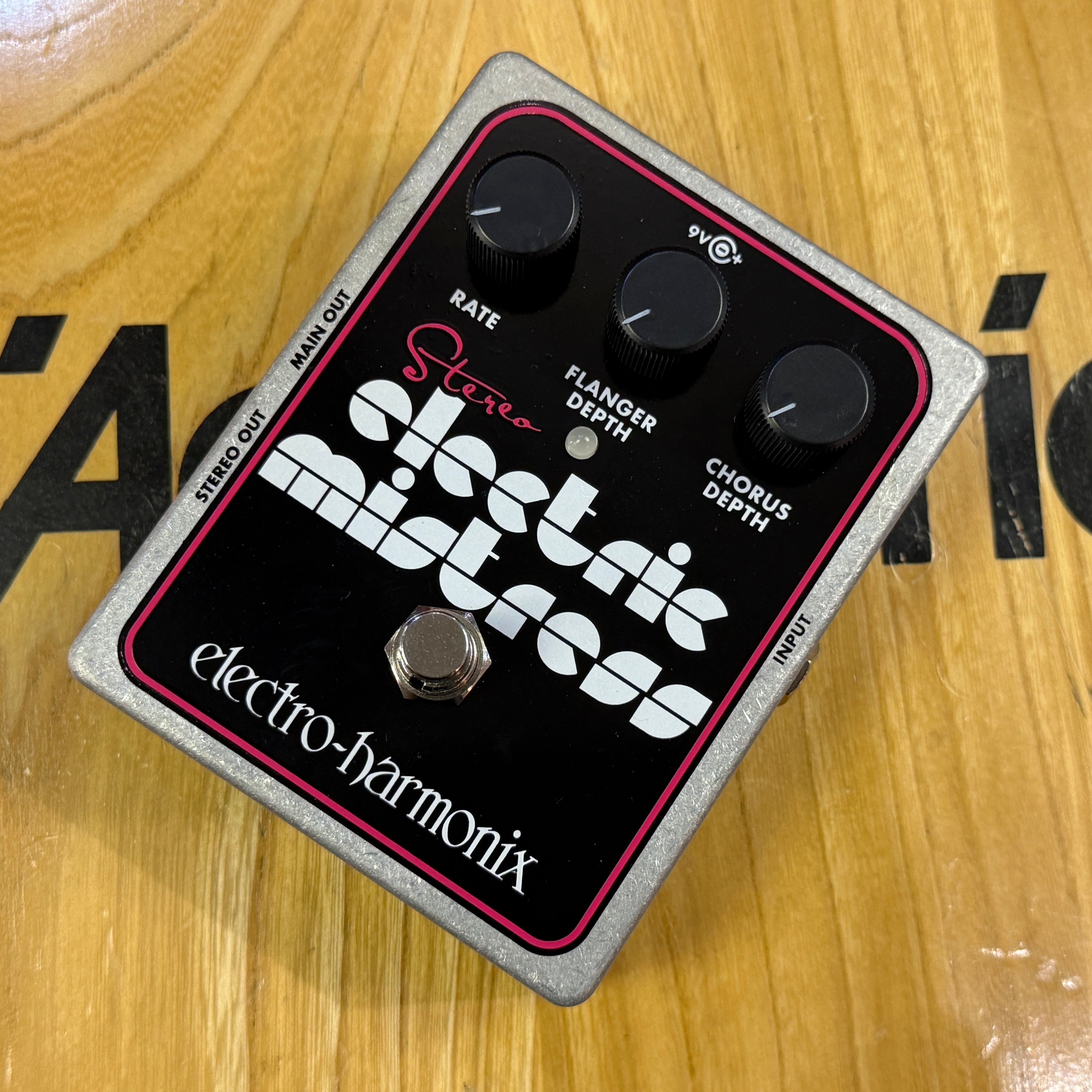 Electro Harmonix EHX - Stereo Electric Mistress - Flanger Chorus ...