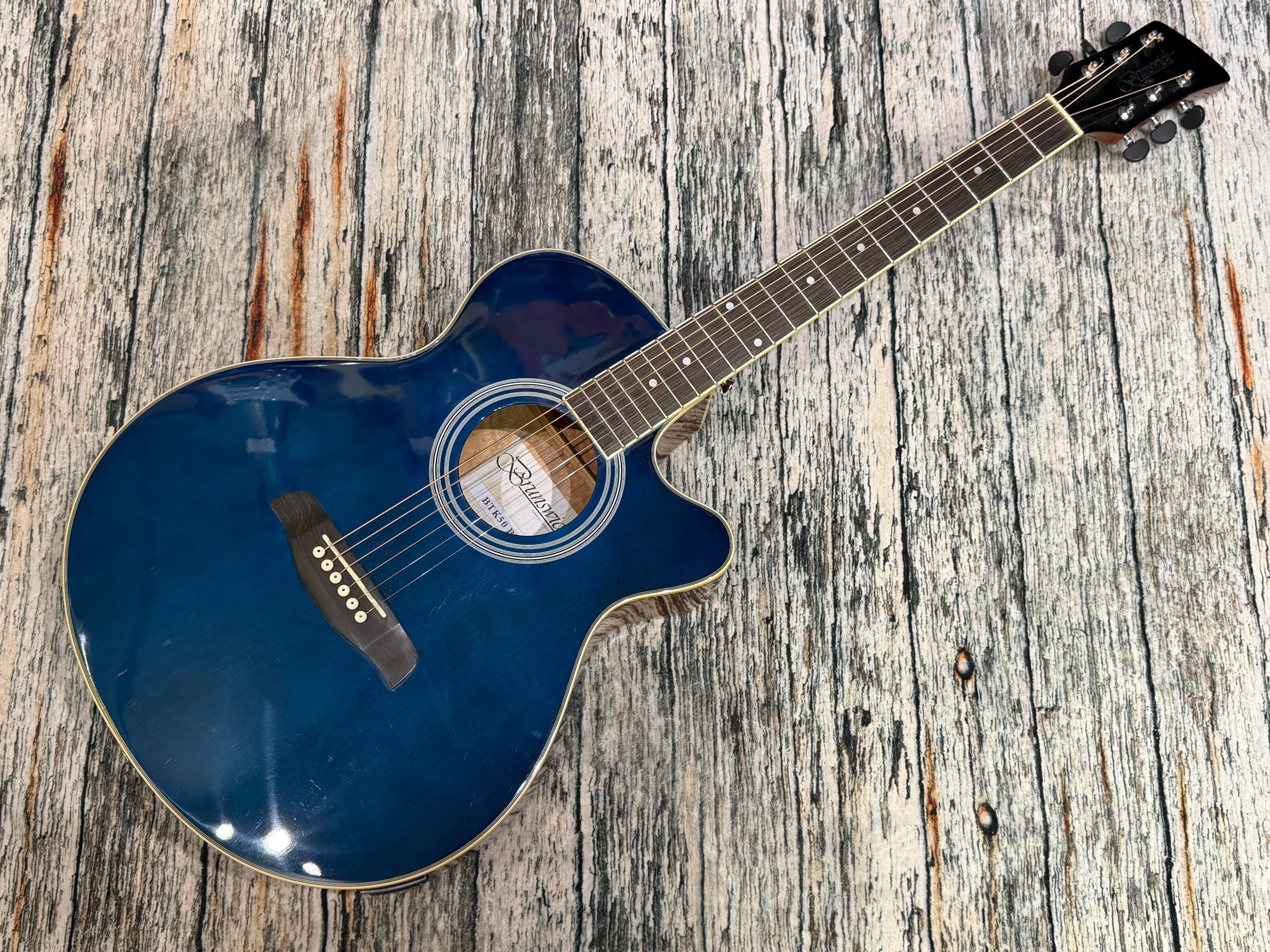 Brunswick Electro Acoustic BTK-50 – Badlands Guitars Limited